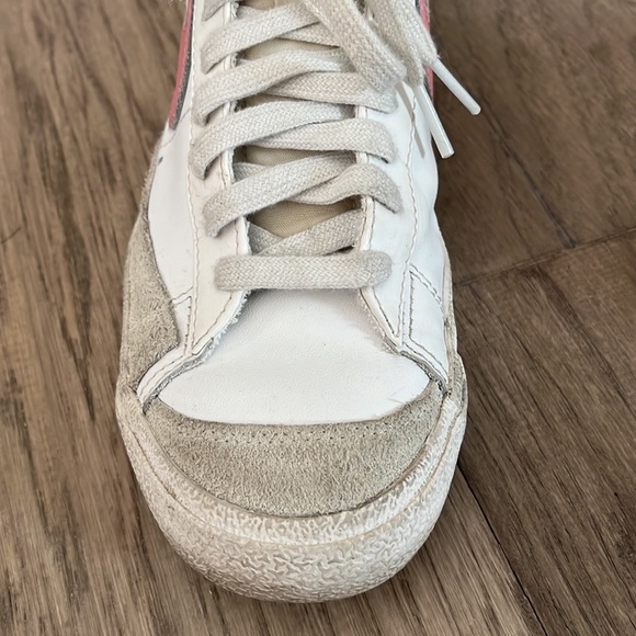 Nike | Shoes | Nike Blazer Mid 77 Size 8 | Poshmark